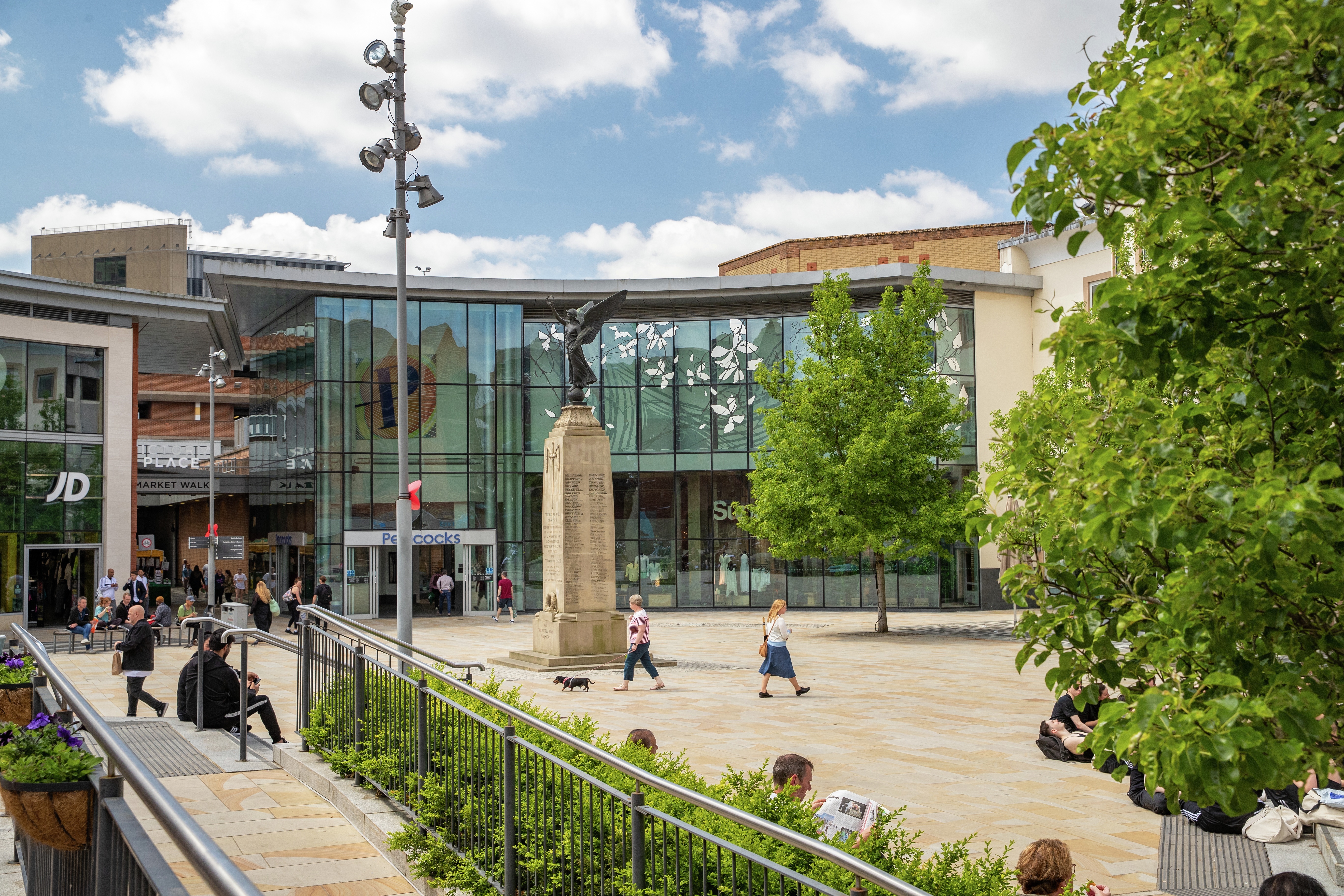 Chestnut Fields | New build houses for sale in Woking | Cala Homes