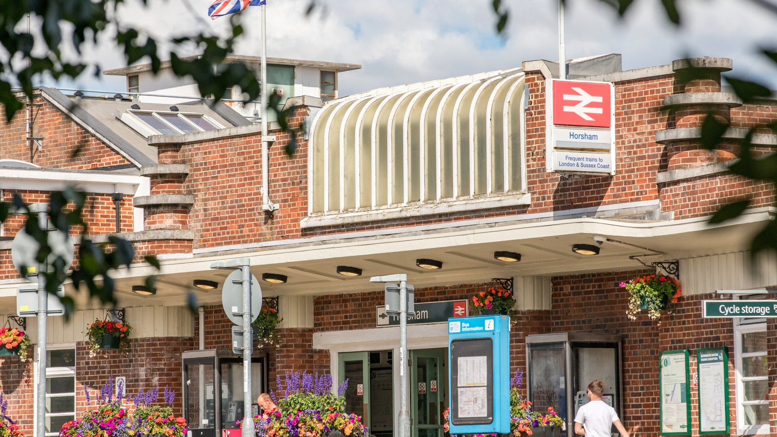 Furzefield at Mowbray| New Homes in Horsham | Cala Homes