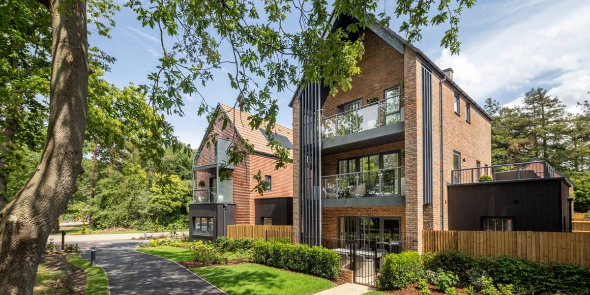 Location of our new build homes in Weybridge